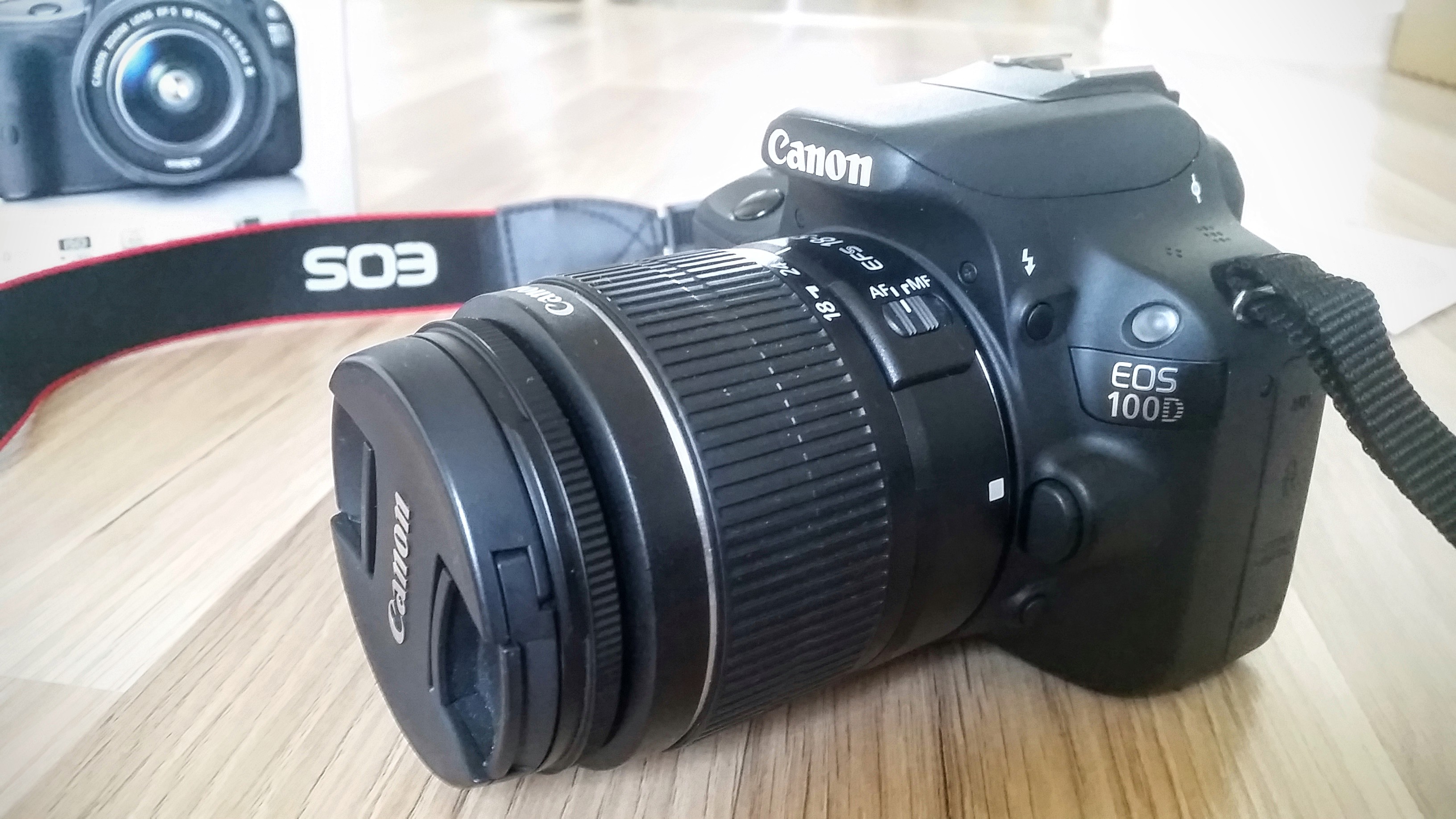 Canon EOS 100D Digitalkamera + EF-S 18-55 DC III • tikoim.de